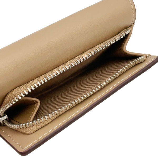 COACH CLASSIC C LOGO TRI-FOLD BUCKWHEAT MILK TEA – cadysdeluxe.com