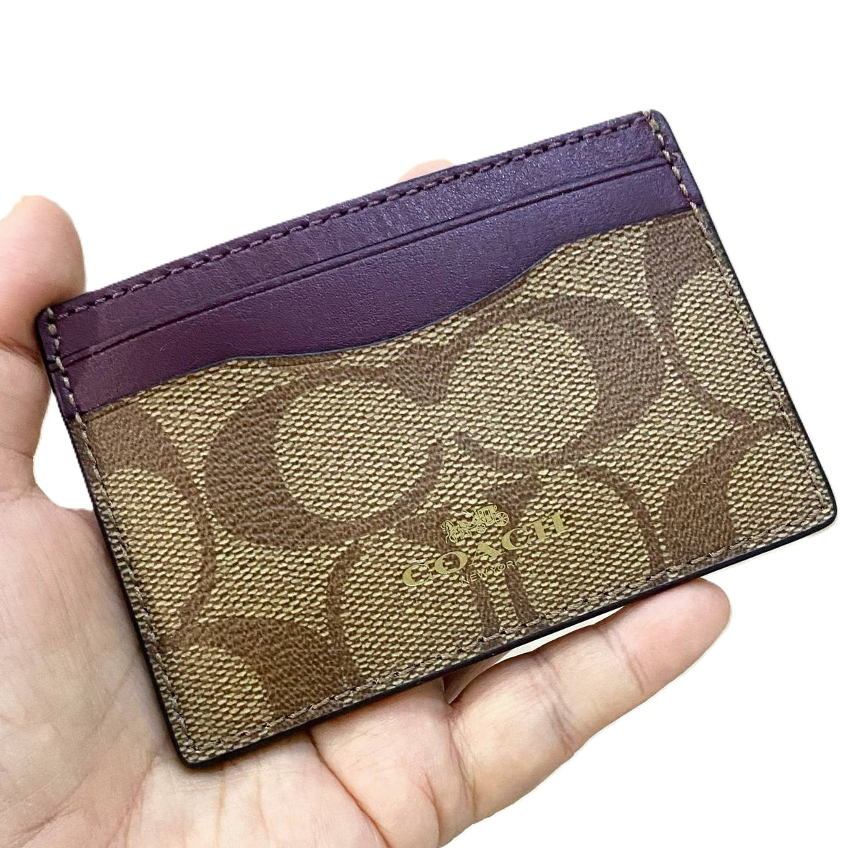 COACH CARD CASE IN SIGNATURE CANVAS IM/KHAKI/BOYSENBERRY 63279 ...